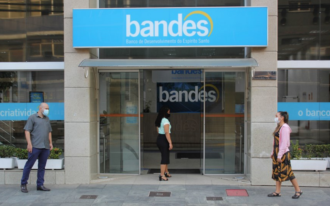 Bandes alcança o maior lucro líquido de sua história, R$ 50,1 bilhões