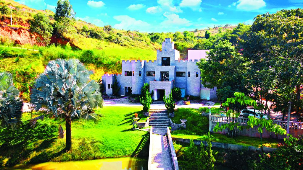 Castelo Monte Isa é destino único no noroeste do estado