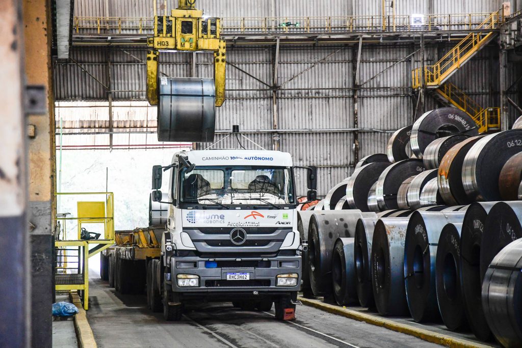 ArcelorMittal testa transporte autônomo de bobinas de aço no ES – ES Brasil