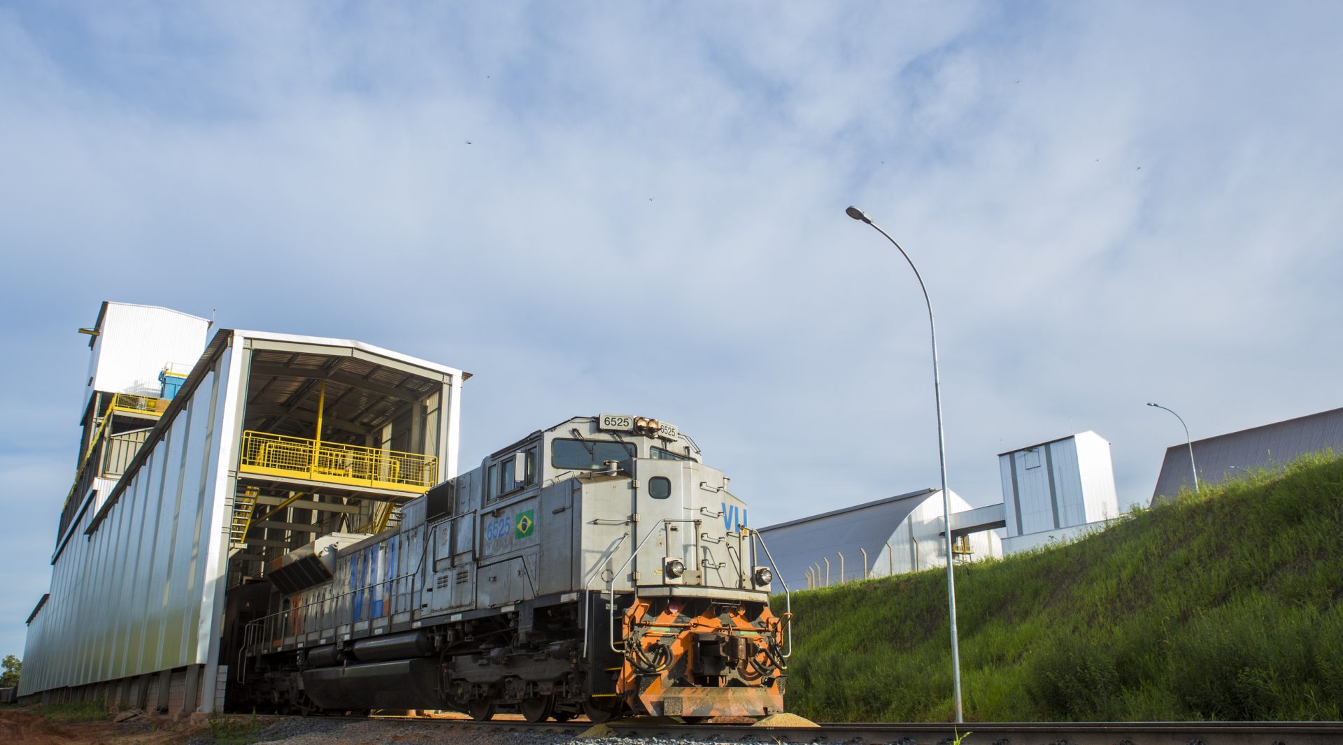 VLI anuncia R$ 600 milhões para transporte de carga na Vitória-Minas